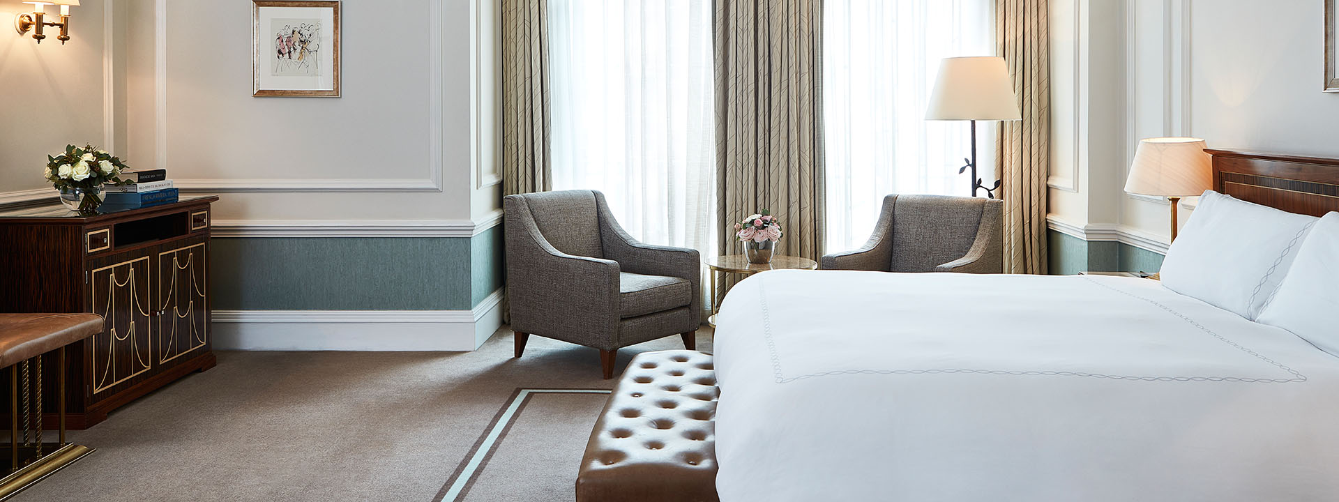 Claridge's Studio: art deco design with king bed - Claridge’s
