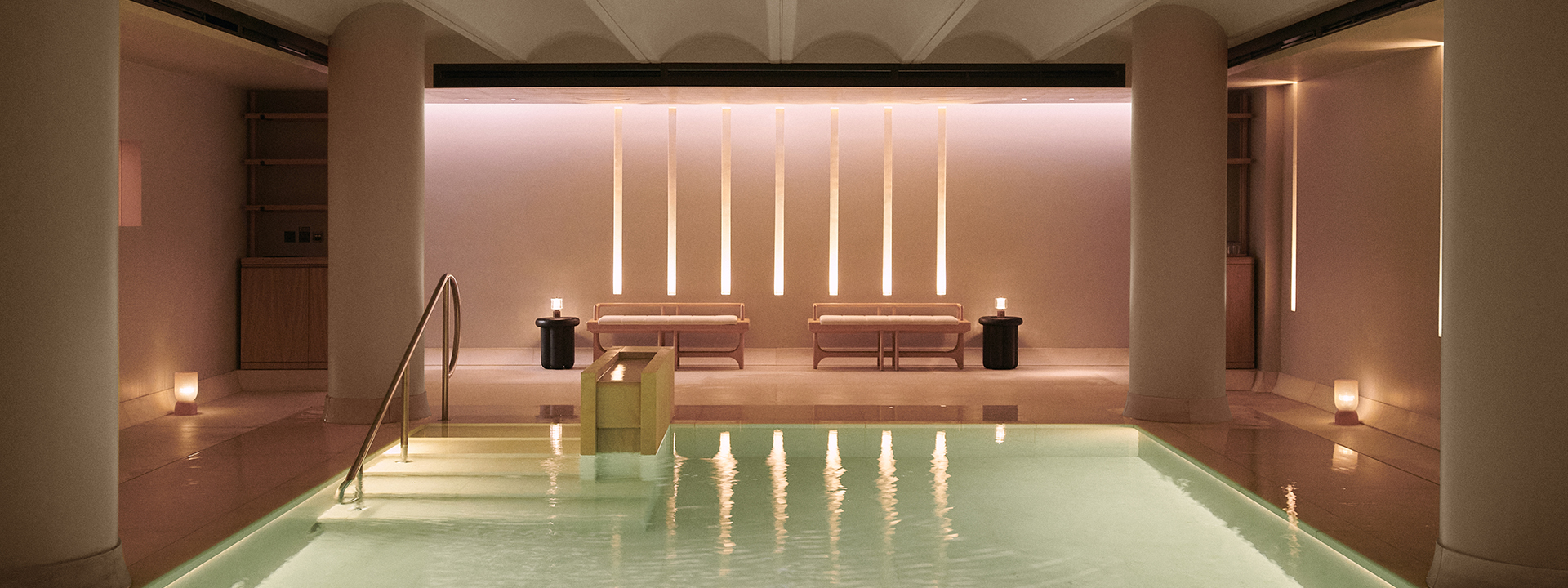 Luxury Swimming Pool: London Hotel Pool - Claridge's